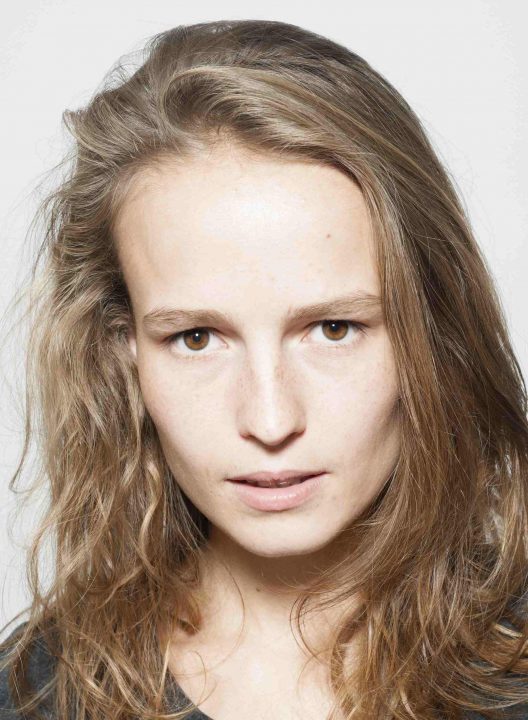 Mathilde Roux : Agence Caractères